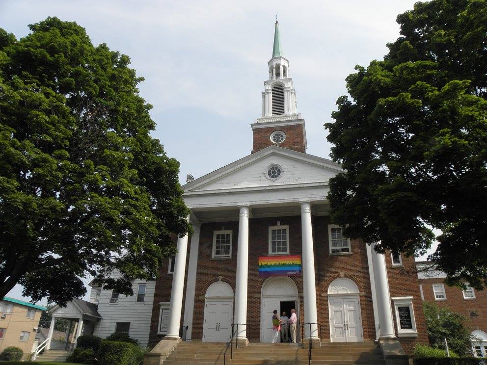 Churches let go of buildings and find ways to keep on worshiping ...