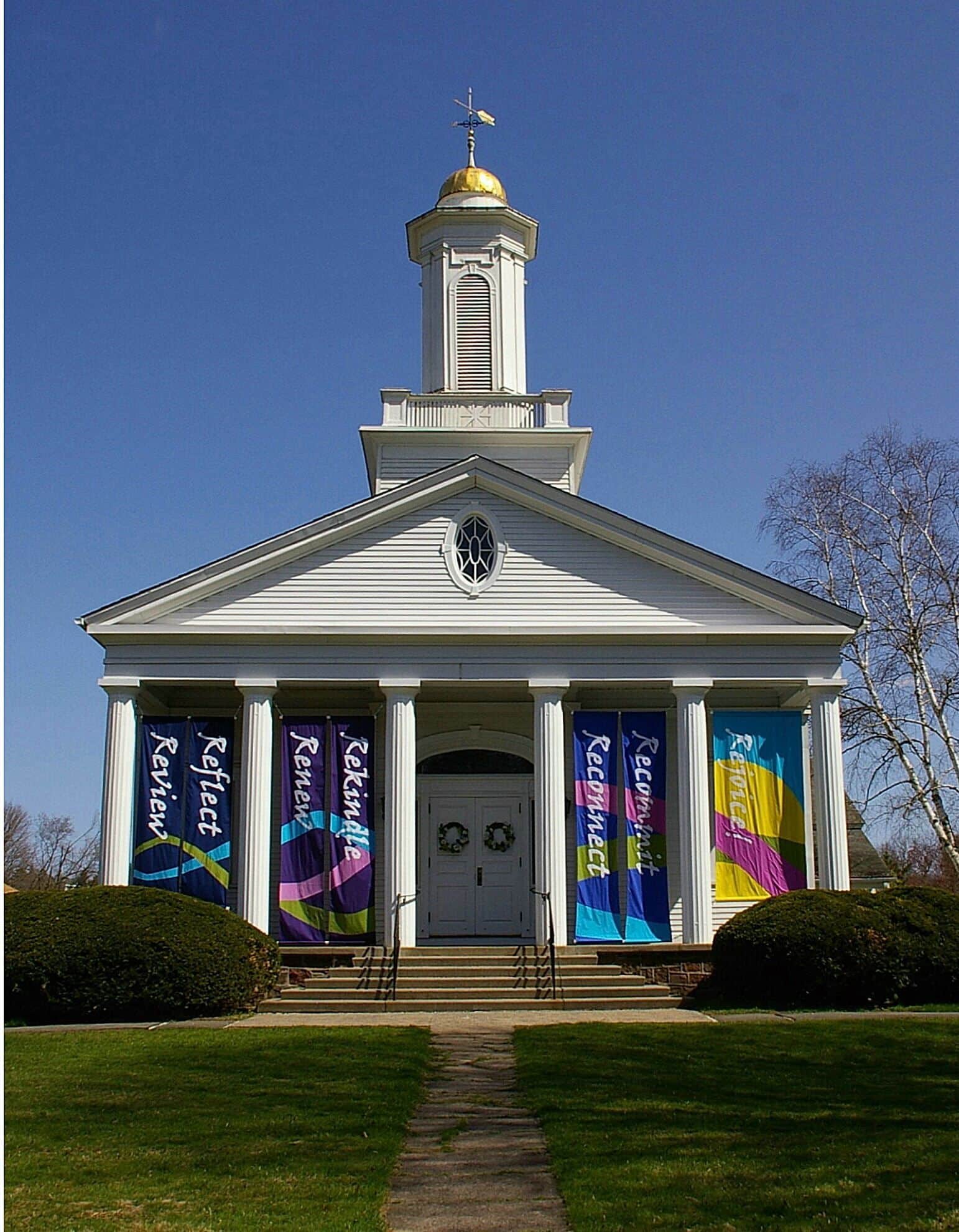 Churches let go of buildings and find ways to keep on worshiping ...